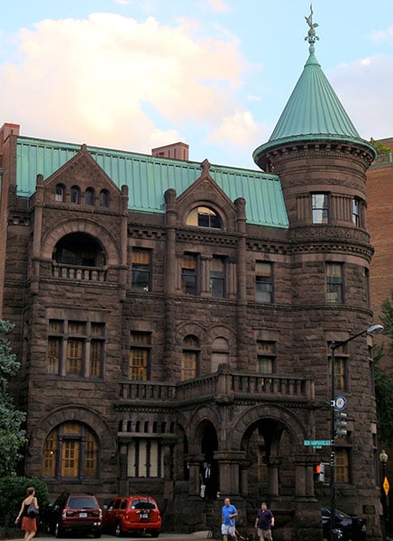 Local Attractions - Golden Triangle